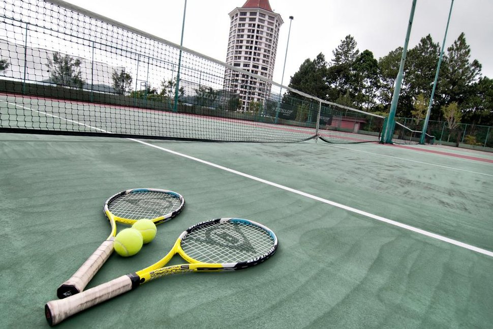 Awana Golf and Country Resort, a hotel located at 3,000 feet above sea ...