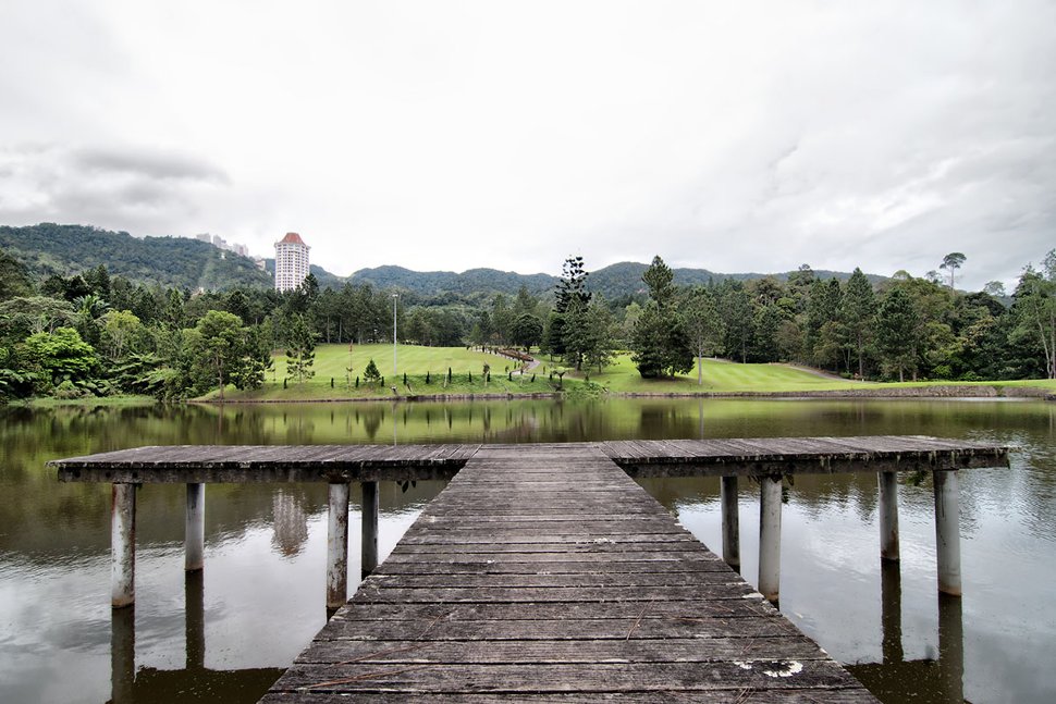 Awana Golf and Country Resort, a hotel located at 3,000 feet above sea ...