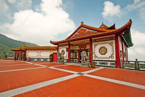 Chin Swee Caves Temple, Taoist temple on Genting Highlands with iconic ...