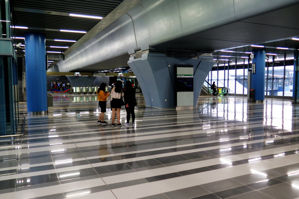 Batu 11 Cheras MRT Station